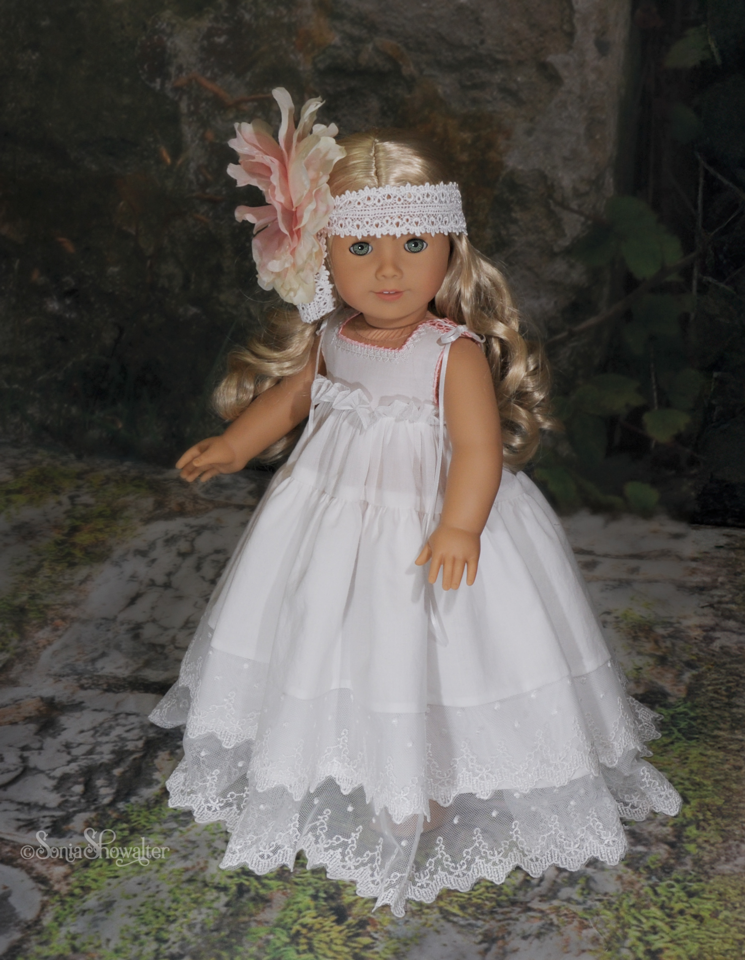 Petite Boutique Squared Bodice ( 18 in. Doll) - Sonia Showalter Designs
